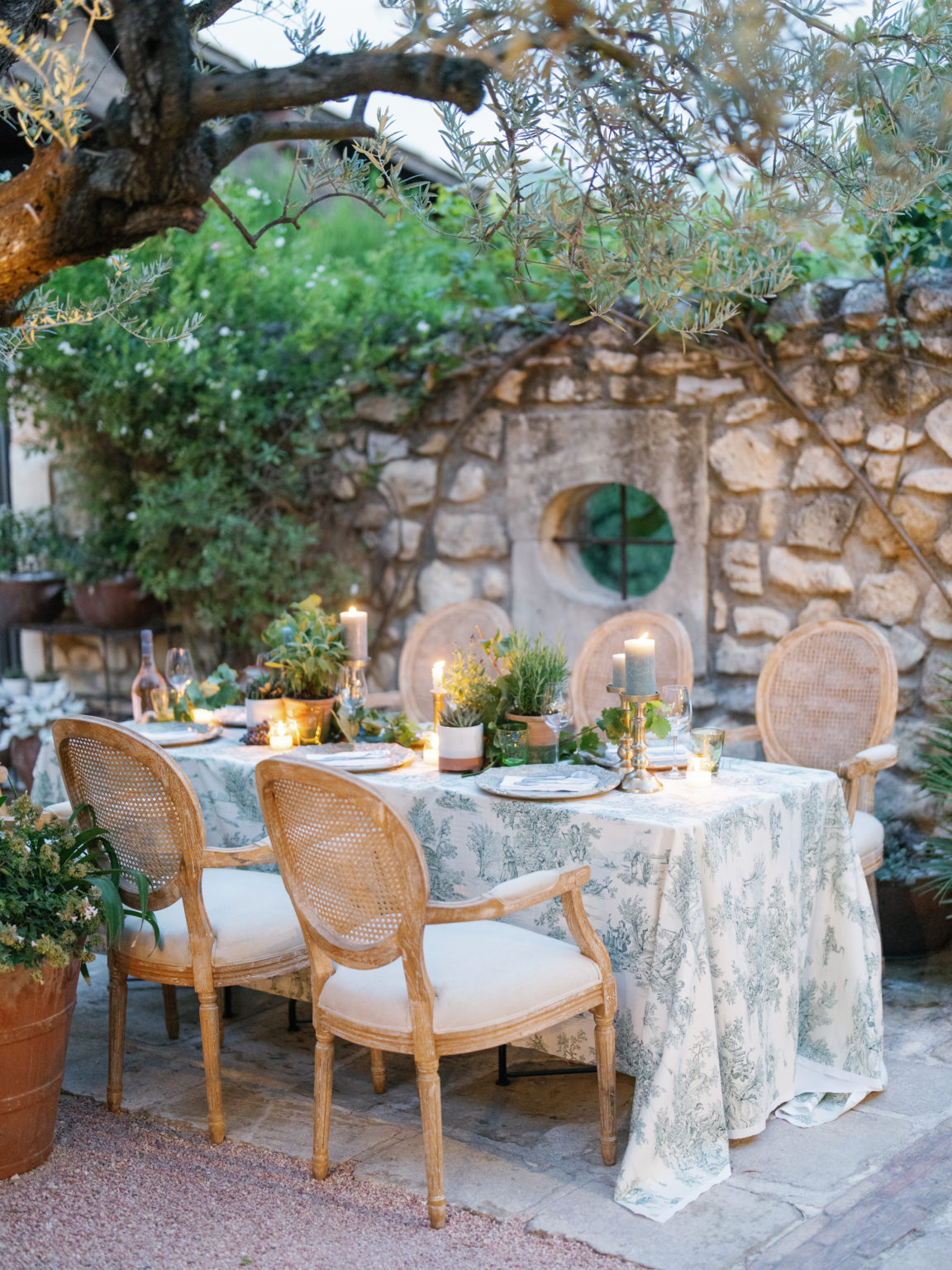 How to create the perfect Provence timeless elegance atmosphere for ...